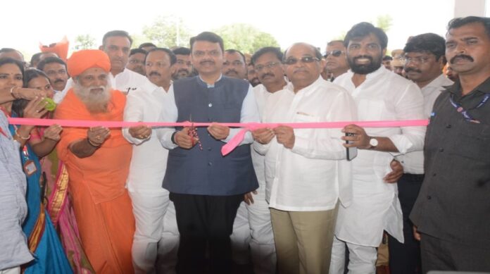 Solapur Collector Office: सोलापूर जिल्हाधिकारी कार्यालयाच्या नूतन ...